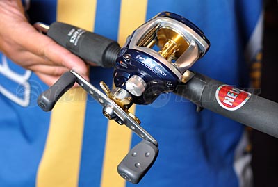 MuskieFIRST | Shimano Curado 300E vs Abu Garcia Revo Toro » Lures ...